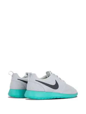 Nike Roshe One Calypso Sneakers - Black