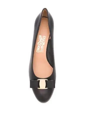 FERRAGAMO Vara Bow Pumps - Black