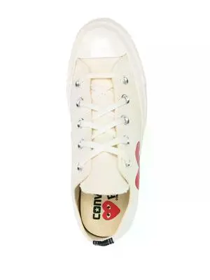 CONVERSE X COMME DES GARONS PLAY Heart Logo Sneakers - Neutrals