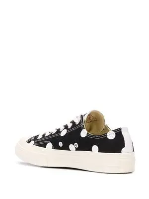 COMME DES GARÇONS PLAY X CONVERSE Chuck 70 Ox Sneakers
