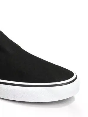 VANS Classic Slip-on Sneakers - Black