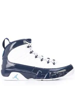 JORDAN Air Retro Unc Sneakers