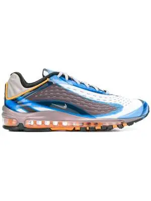 Nike Max Deluxe Sneakers