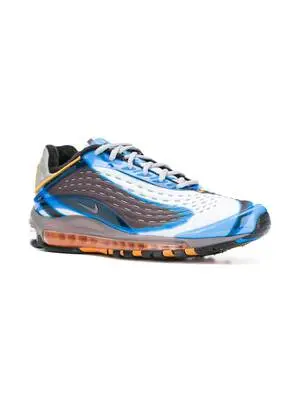Nike Max Deluxe Sneakers