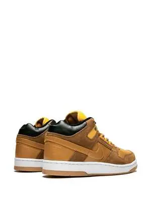 Nike Delta Force 3/4 Sb Supreme Sneakers