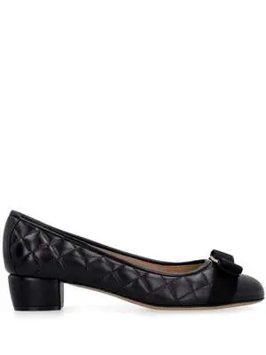 FERRAGAMO Vara-bow Pumps - Black