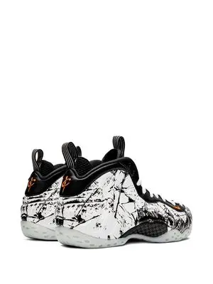 Nike Air Foamposite One Sneakers