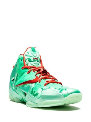 Nike Lebron Christmas Sneakers - Green