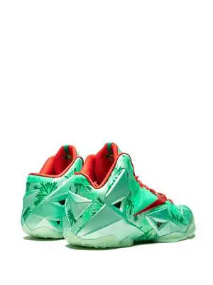 Nike Lebron Christmas Sneakers - Green