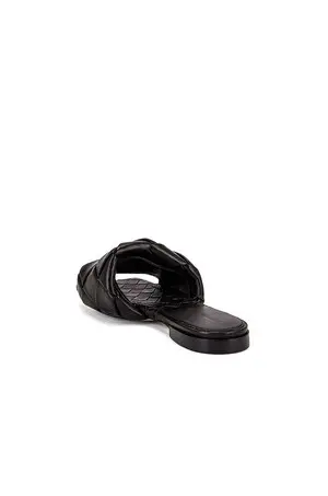 Bottega Veneta Lido Sandals - Black