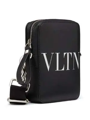 Valentino Garavani VLTN フラップ メッセンジャーバッグ 18653440_40557580_600.jpg