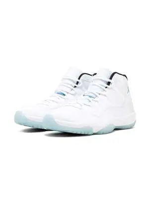 JORDAN Air Retro Legend Blue Sneakers - White
