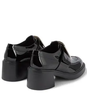 ROGER VIVIER Viv' Rangers Loafers