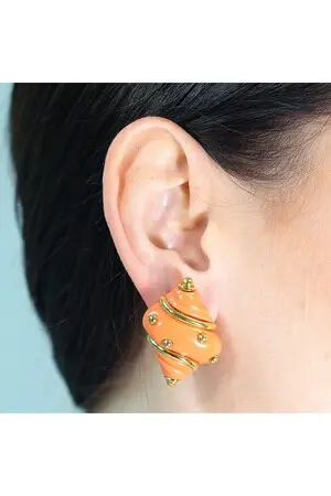 KENNETH JAY LANE Seashell Clip On Earrings - Coral