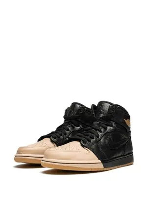 JORDAN Air 1 Retro High Sneakers - Black