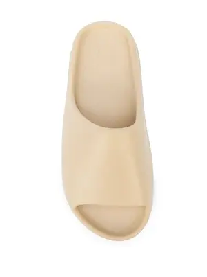 ADIDAS X YEEZY Slides - Neutrals