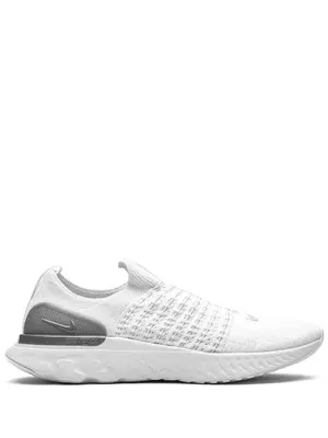 Nike React Phantom Run Flyknit 2 Sneakers