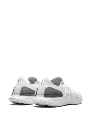 Nike React Phantom Run Flyknit 2 Sneakers