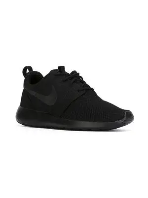 Nike Roshe One Low-top Sneakers