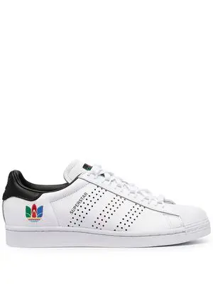 Adidas Superstar Low Top Sneakers - White
