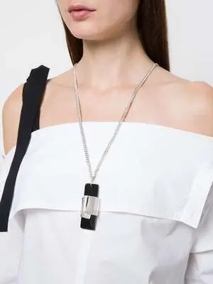 COUP DE COEUR Agate Pendant Necklace - Metallic