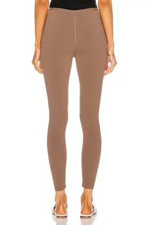 Alaïa Stretch Legging In Black - Savanne