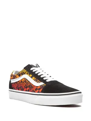 VANS Old Skool "off The Wall" Logo Sneakers - Black