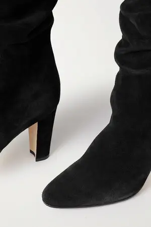 Manolo Blahnik Calassohi 90 Suede Knee Boots - Black