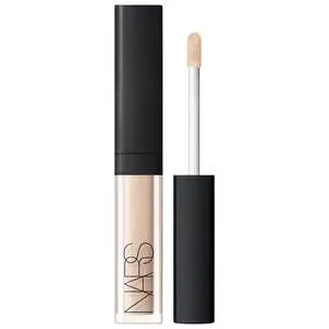 NARS Nars Mini Anticernes Crémeux Radiant À Couvrance Moyenne Chantilly