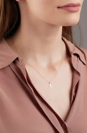 Bony Levy 14k Gold Cross Pendant Necklace