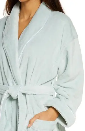 Majestic International Darlington Fleece Robe - Sage