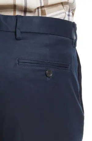 Nordstrom Athletic Fit Leg Non-iron Chinos