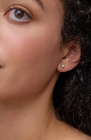 Bony Levy 18k Gold Diamond Stud Earrings