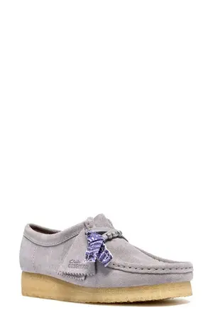 Clarks Wallabee Chukka Suede Lace-up Shoes - Ash Suede
