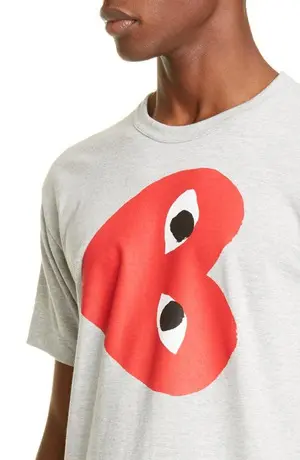 Play Comme Des Garcon Heart Logo Graphic Tee