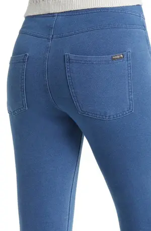 Hue Game Changing Seamless Denim Leggings - Classic Light Wash