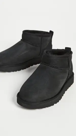 UGG Classic Ultra Mini Boots - Black