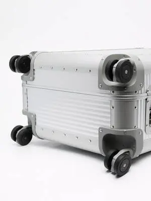 FPM MILANO Bank S Spinner 68 Aluminium Suitcase - Silver