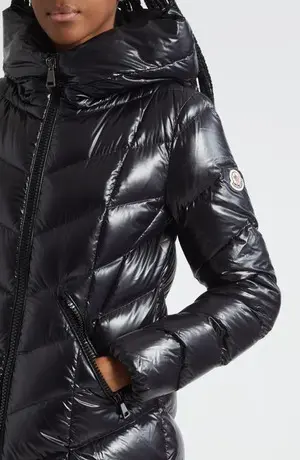 Moncler Marus Quilted 750 Fill Power Down Hooded Puffer Coat
