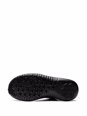 Nike Free Tr Low-top Sneakers - Black