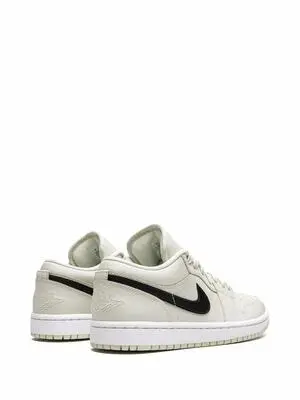 JORDAN Air 1 Low Sneakers - White