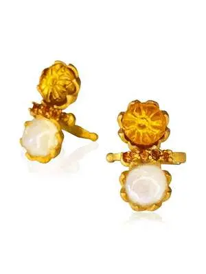 AKANSHA SETHI Roshni Huggie Earrings