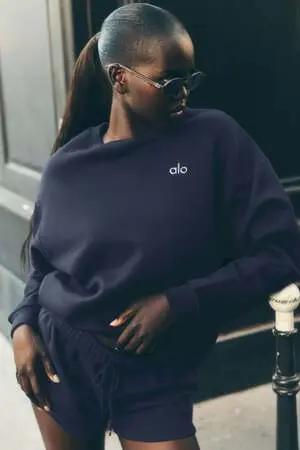 Alo Yoga Accolade Crewneck Pullover Navy