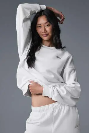 Alo Yoga Accolade Crewneck Pullover - White