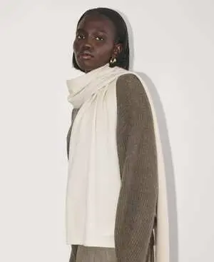 Everlane Cashmere Scarf Bone White