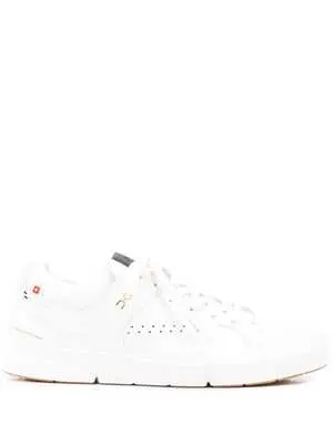 On Roger Clubhouse Low-top Sneakers - White