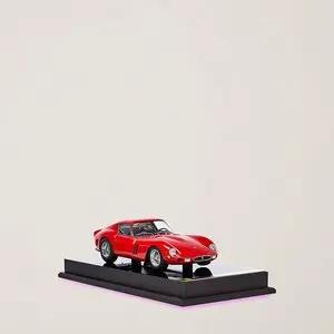 Ralph Lauren Ferrari 250 Gto 1:18 Scale Replica - Red