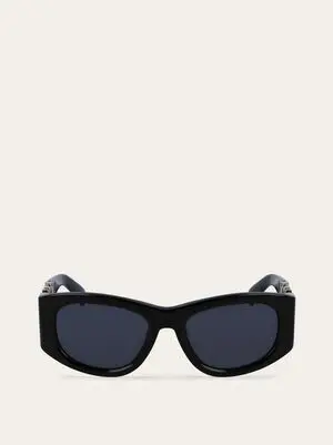 FERRAGAMO Ferragamo Oval Frame Sunglasses Black/grey