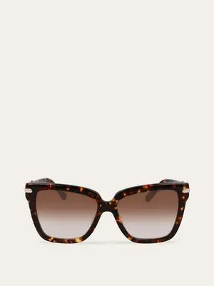 FERRAGAMO Ferragamo Oval Frame Sunglasses Dark Tortoise/green