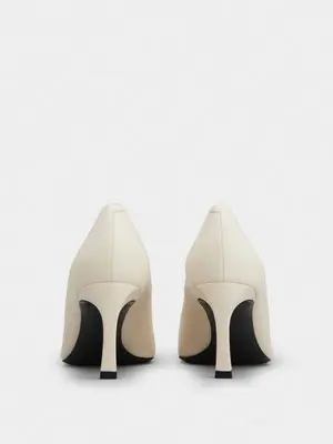 ROGER VIVIER Trompette Pumps In Leather With Iconic Buckle - Off White